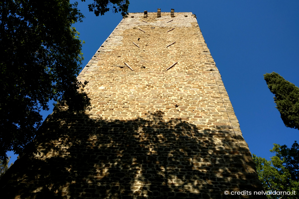 La Torre di Galatrona e lo splendido panorama sul Valdarno - nelValdarno